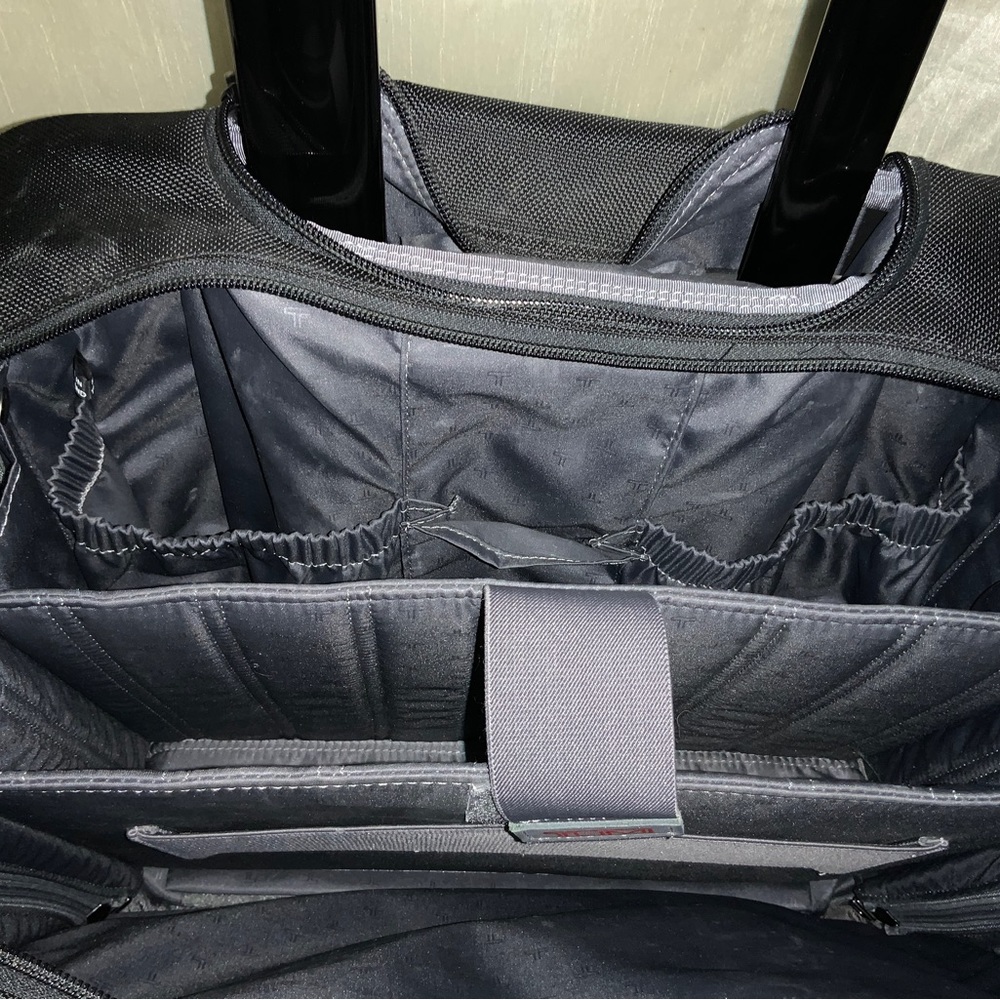 Tumi Alpha Expandable Laptop Rolling Briefcase. Check… - Gem